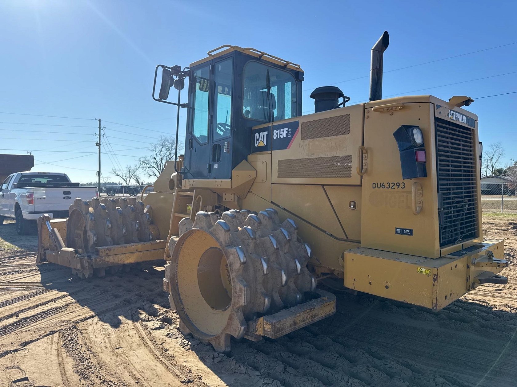2015 CATERPILLAR 815F2 SOIL COMPACTOR