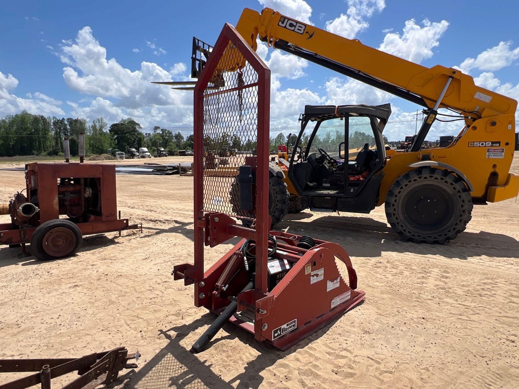 BROWN TSG- 200 TREE SAW