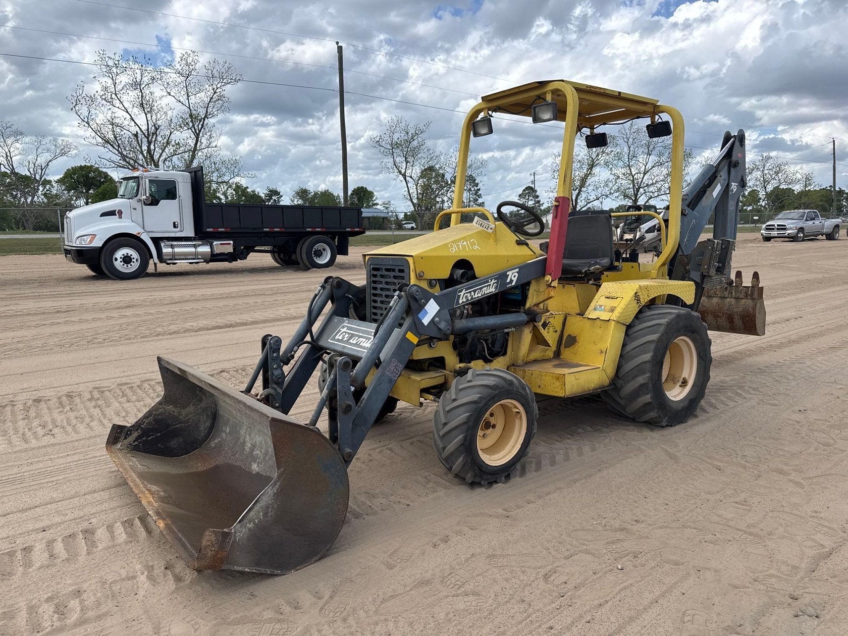 TERRAMITE T9 BACKHOE